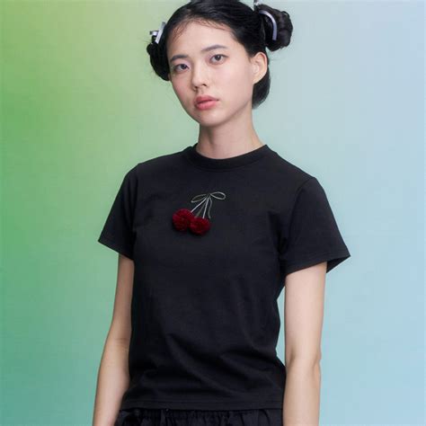 리본 체리 루즈 티셔츠 블랙 하고
