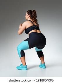 9 Hundred Women Fit Figure Curvy And Sexy Gym Royalty Free Images