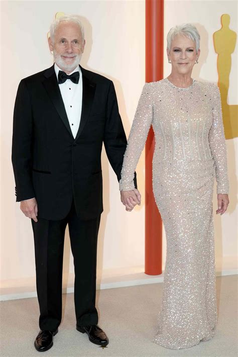 Jamie Lee Curtis Husband Encouraged Her To Write New Graphic Novel