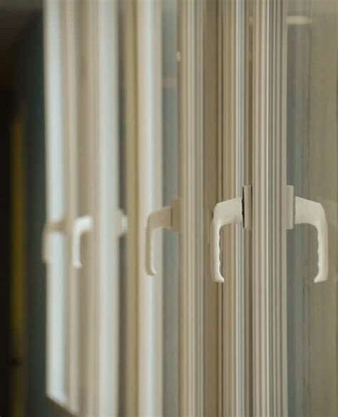 mécanisme d une fermeture de fenêtre en pvc comment l entretenir
