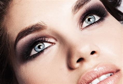 Easy Makeup Tutorials