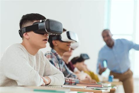 7 Ways Vr Enriches Learning In Schools Today Foretell Reality