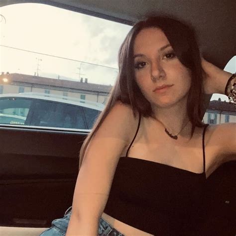 𝒞𝒶𝓇𝓁𝑜𝓉𝓉𝒶 Colombicarlotta On Threads