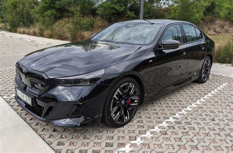 Bmw I5 M60 Review The Sound System Is So Good It Gave Me Goosebumps