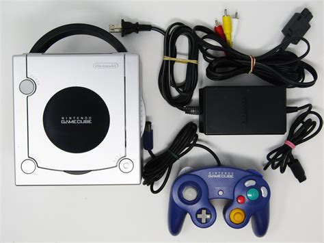 Nintendo Gamecube System [dol 101] Platinum With 1 Unofficial Controll