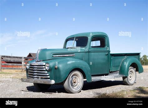 1943 International Pickup