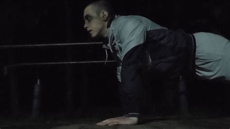 მკერდის ვარჯიშები ქუჩის პირობებში Youtube