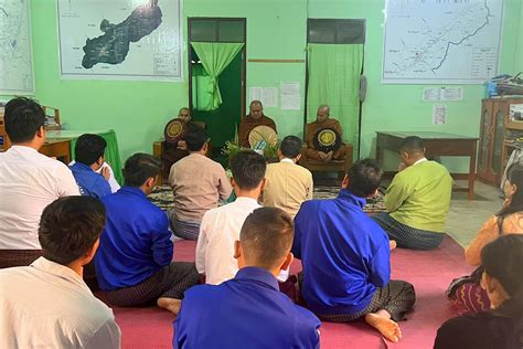 မိုင်းယောင်းမြို့နယ်၌ ခရိုင် မြို့နယ် ကြေးတိုင်နှင့် မြေစာရင်းဦးစီးဌာန အမည်ပြောင်း အရုဏ်ဆွမ်းဆက