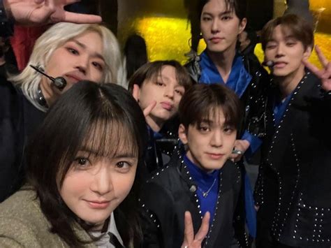 Закадровые фото актеров дорамы «Небесный айдол The Heavenly Idol Holyidol Theheavenlyidol