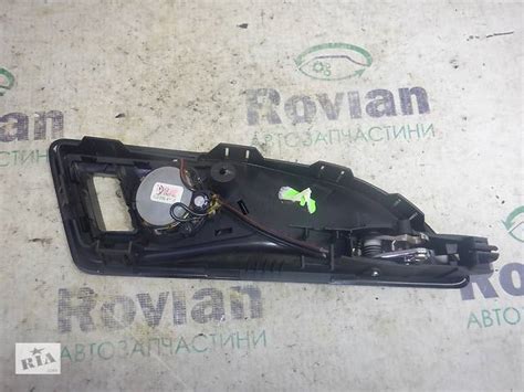 Ручка внутреняя двери зад. левая Skoda OCTAVIA 2 A5 2004-2009 (Шкода ...