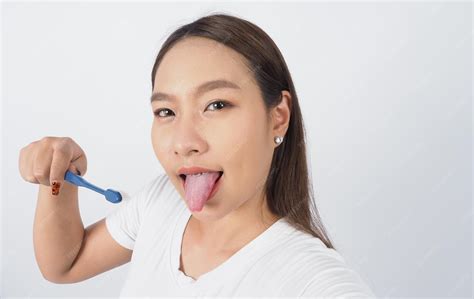 Premium Photo Dental Brace Sexy Girl Smile Holding Toothbrush And Looking To Camera