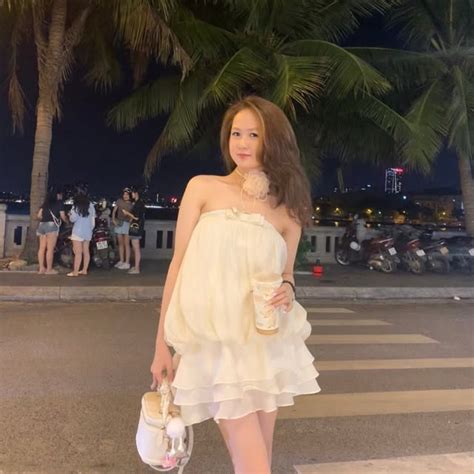 Mai Mai Aiem Emily Threads Say More