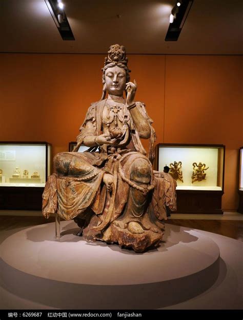 彩绘木雕观音菩萨坐像高清图片下载 红动中国