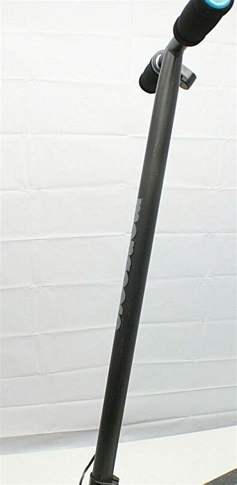 R6006az Ages 8 Mongoose React E1 Electric Scooter