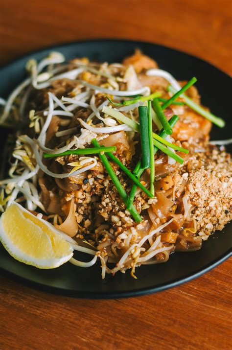 Thai Delicacies Best Asian Fusion In West Columbia Sc Pad Thai