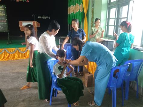 ဥတ္တရသီရိမြို့နယ်တွင် ကျောင်းသား ကျောင်းသူများအား ကိုဗစ် ၁၉ ရောဂါကာကွယ