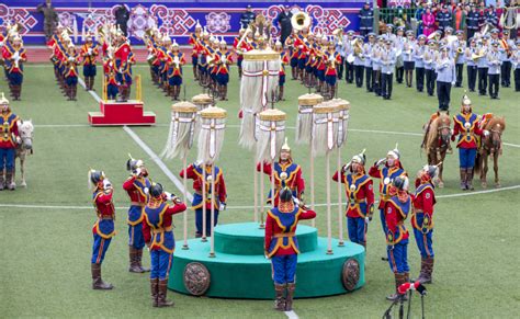 Энэ жилийн улсын их баяр наадмаар 7 дугаар сарын 10 17 ны өдрүүдэд амарна