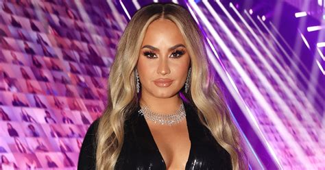 Demi Lovato Comes Out As Non Binary And Shares Pronouns