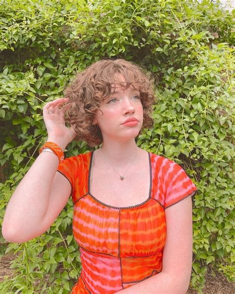 Pin Van Op Annalise Haar