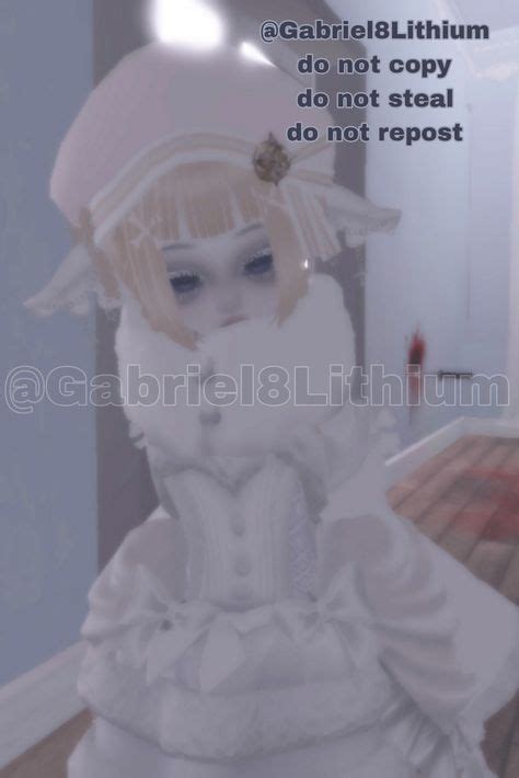 Weirdcore Roblox Avatars