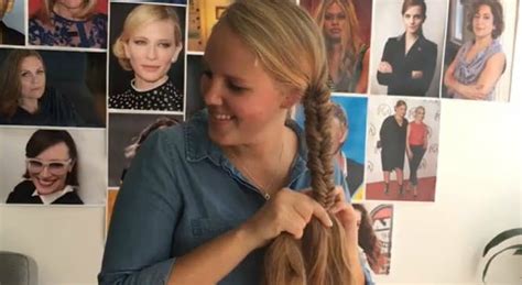 How To The Glow S Easy Fishtail Braid Tutorial