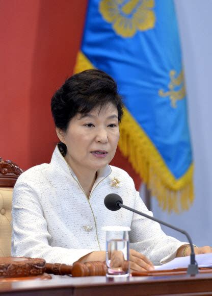 박근혜 대통령 대기업 창조경제혁신센터 전담지원 이투데이