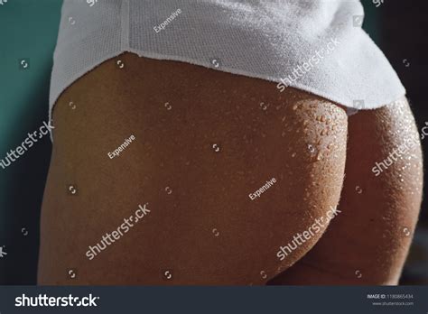 Sexy Wet Ass Sensual Woman Body Foto Stock 1180865434 Shutterstock