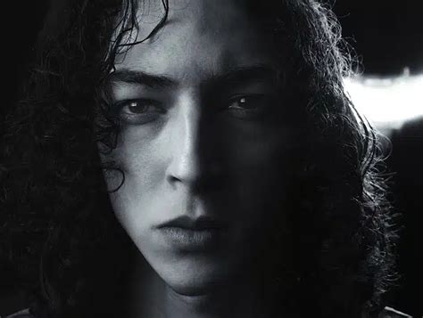 What Are Deep Set Eyes How To Tell And Enhance Them