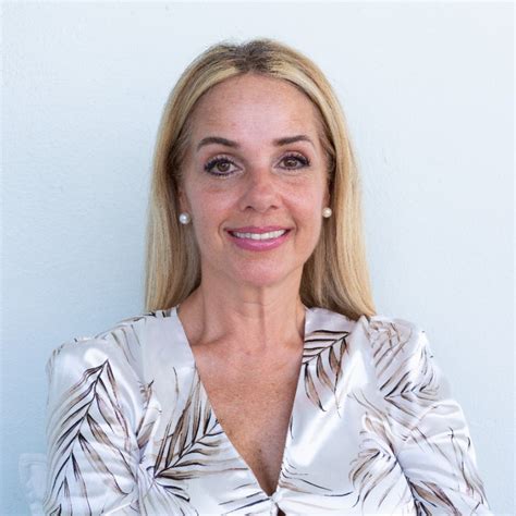 Heidi Okeefe Front Desk Agent Red Coach Inn And Restaurant Linkedin