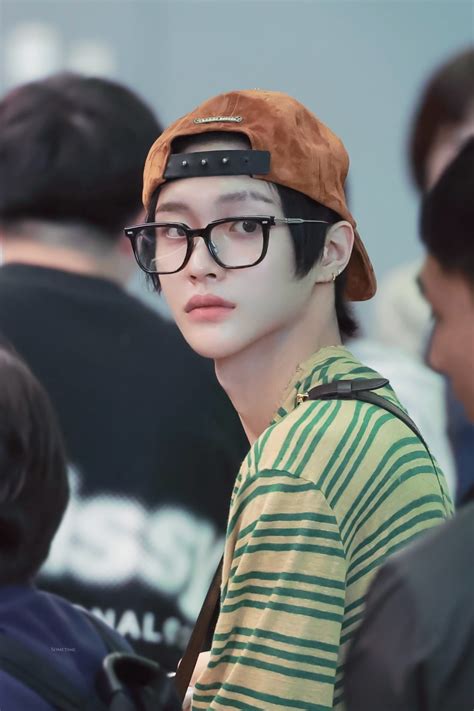 더쿠 장발 탈출하고 짧머한 라이즈 원빈 근황