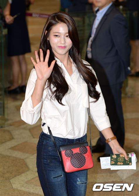 더쿠 설현 사복패션有