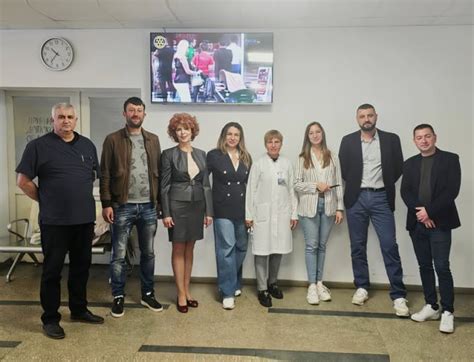 Ротари клуб Балчик дари интерактивни монитори на болницата в морския град Новини от Добрич и