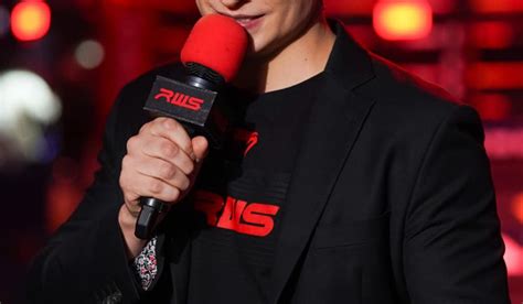 รวมรูปภาพของ เช้า เย็นหนูก็ไหว อองตวน ปินโต เผยแชตสาวสุดเอ็กซ์ทักคุกคามทางเพศ รูปที่ 11 จาก 21