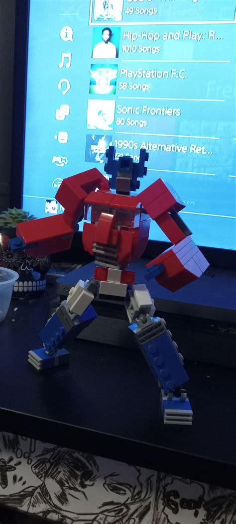 Optimus Prime : r/lego