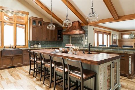 Bespoke Craftsman Style Kitchen With An Island In Wood Trendy Kitchen