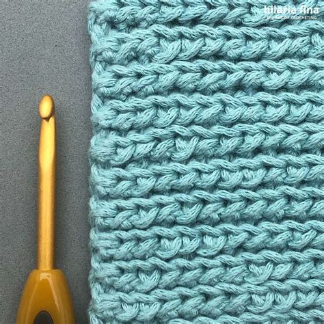 Straight Edge In Back Loop Learn Hilaria Fina