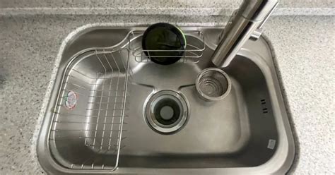 짐이 일부 들어와있었는데도 깔끔하게 진행해주시고 부엌 기름때가 다 사라졌어요~급하게 예약했는데 덕분에 잘 이사마무리했습니다 숨고 숨은고수