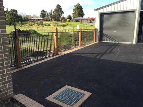 New House In Melbournes South East Why You Might Consider Asphalt