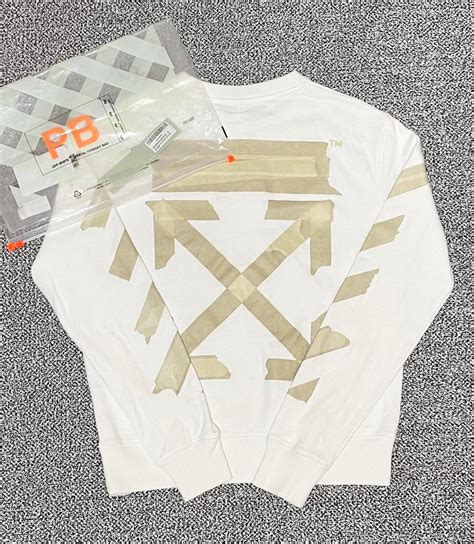 오케이 몰 오프화이트 테이프 에로우 맨투맨 화이트 [s] 헬로마켓