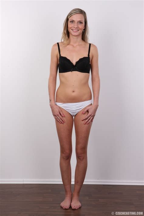 Tall Slim Amateur Sex Model With Kinky Real Xxx Dessert Picture 7