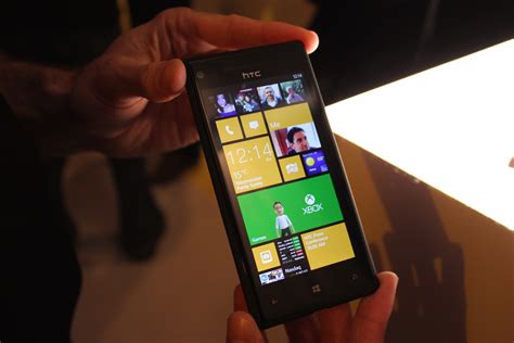 Hands On With The Htc Windows Phone 8x Yet Another Flagship Windows