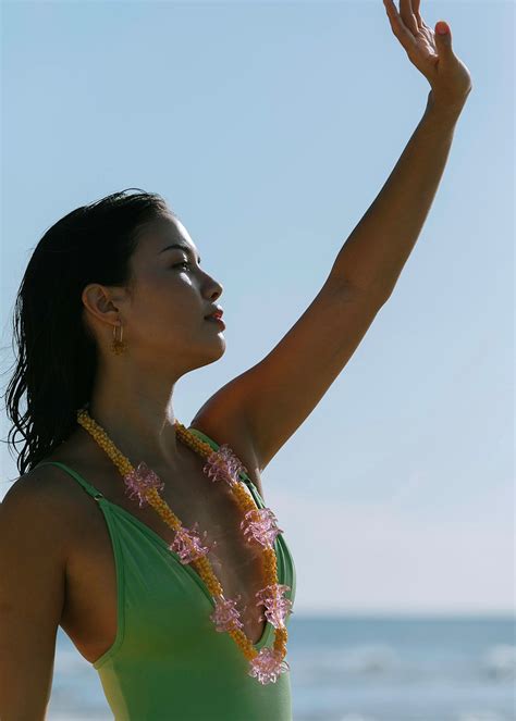 Pua Melia Plumeria Mongo Shell Lei With 21 Pua Arlie Pemberton