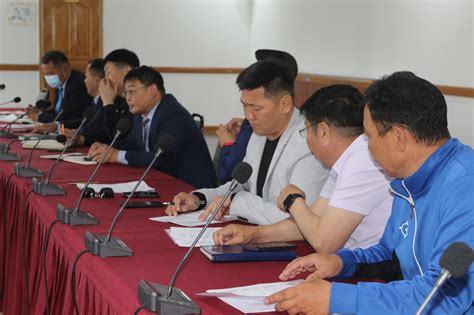 ДАРХАН УУЛ АЙМГИЙН УЛСЫН ИХ БАЯР НААДМЫГ ЗОХИОН БАЙГУУЛАХ ЕРӨНХИЙ КОМИСС ХУРАЛДЛАА