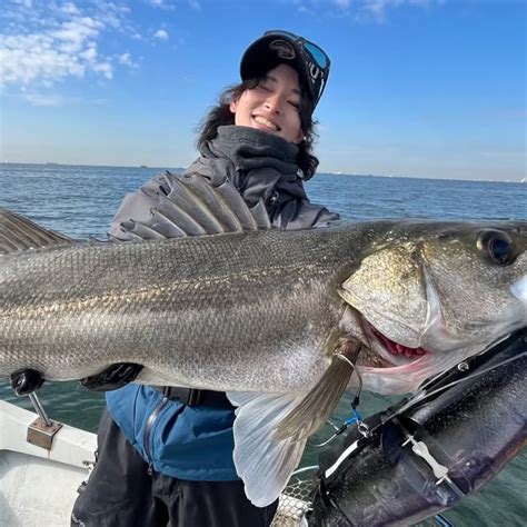 Akito Miyahara Threads Say More