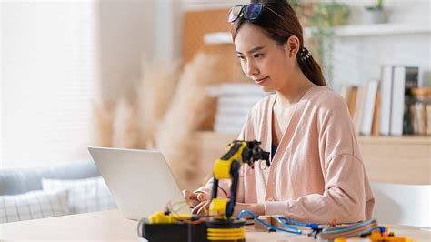 Robotics Engineer Salary By Experience And Location Simplilearn