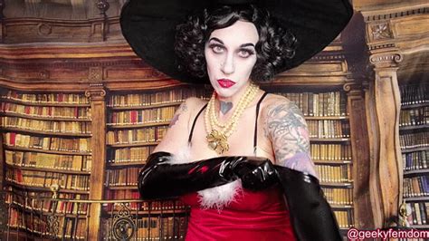 Lady Dimitrescu Holiday T Geeky Femdom Clips4sale