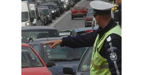 Хванаха 14 годишен да шофира краден автомобил