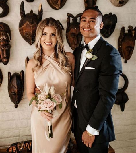 Annie Elise Husband Age Net Worth Height Podcast Wiki