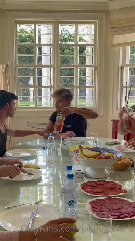 Fitness Trainer Czech Muscle Hunk Jakub Bandoch Jakubstefano