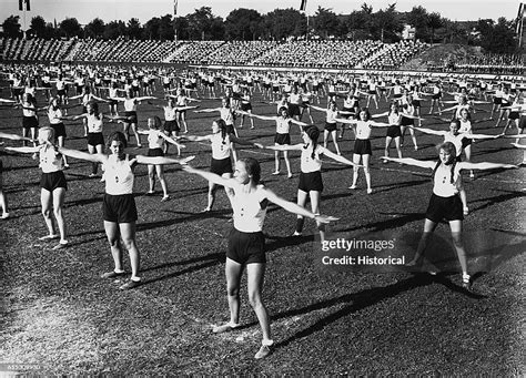Hitler Youth Girls Female Nazi Concentration Camp Guards The True